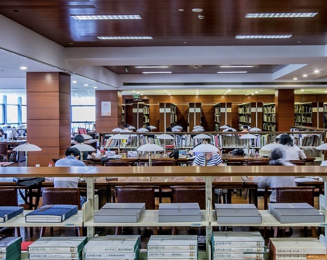 Number of visitors capped at libraries